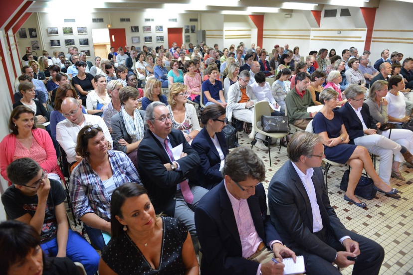 Photos des réunions de parents de rentrée | Institution Jean-Paul II